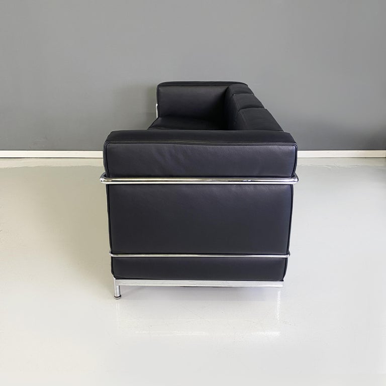Italian Modern Sofa LC2 by Le Corbusier Jeanneret and Perriand for ...