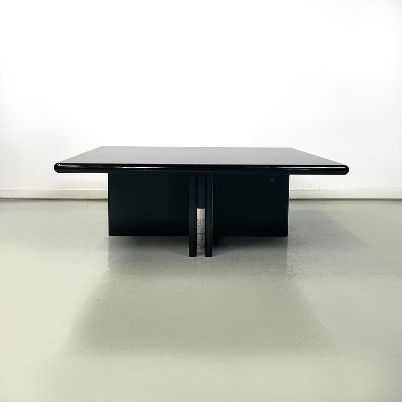 Italian modern squared coffee table in black lacquered wood, 1980s at ...