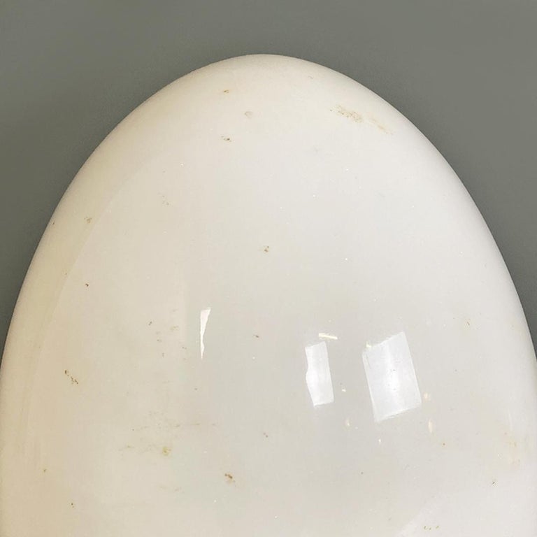 Italian Modern White Marble Egg Shaped Sculpture, 1980s For Sale at 1stDibs
