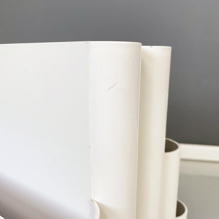 Italian Modern White Plastic Magazine Rack 4675 by Stoppino for Kartell ...