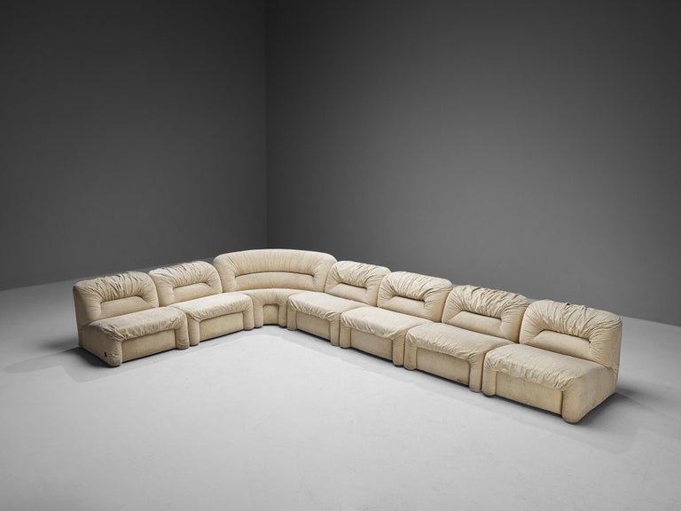 Italian Modular Sofa in Beige Fabric For Sale at 1stDibs