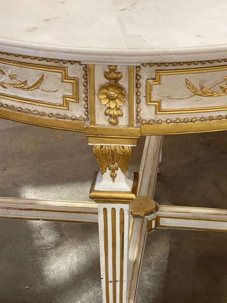 Italian Neo-Classical Center Table For Sale at 1stDibs