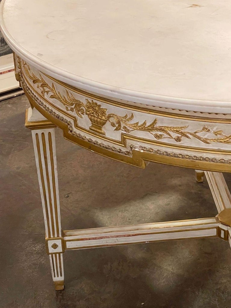 Italian Neo-Classical Center Table For Sale at 1stDibs