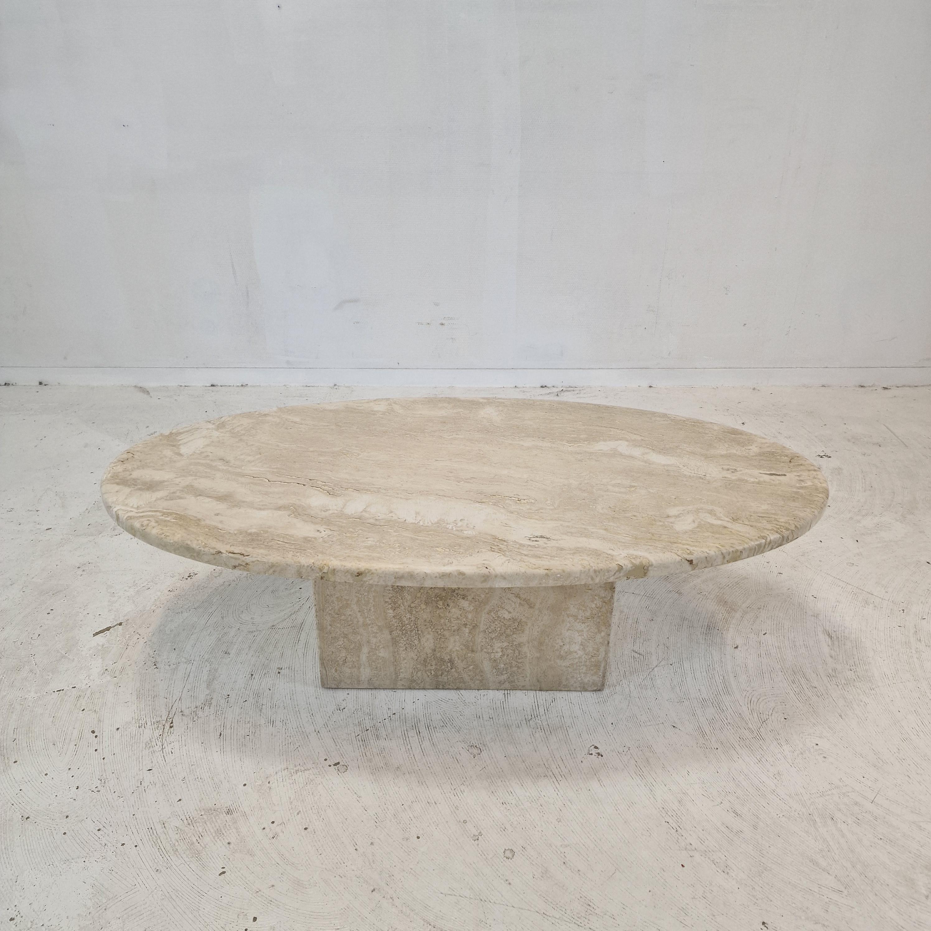 Italian Oval Coffee Table in Travertine, 1980s For Sale at 1stDibs