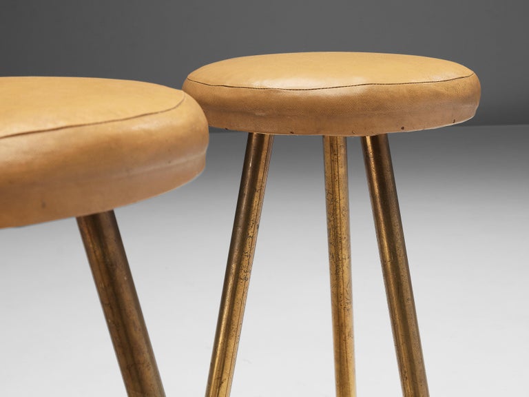 Italian Pair of Bar Stools in Patinated Brass and Leatherette For Sale ...