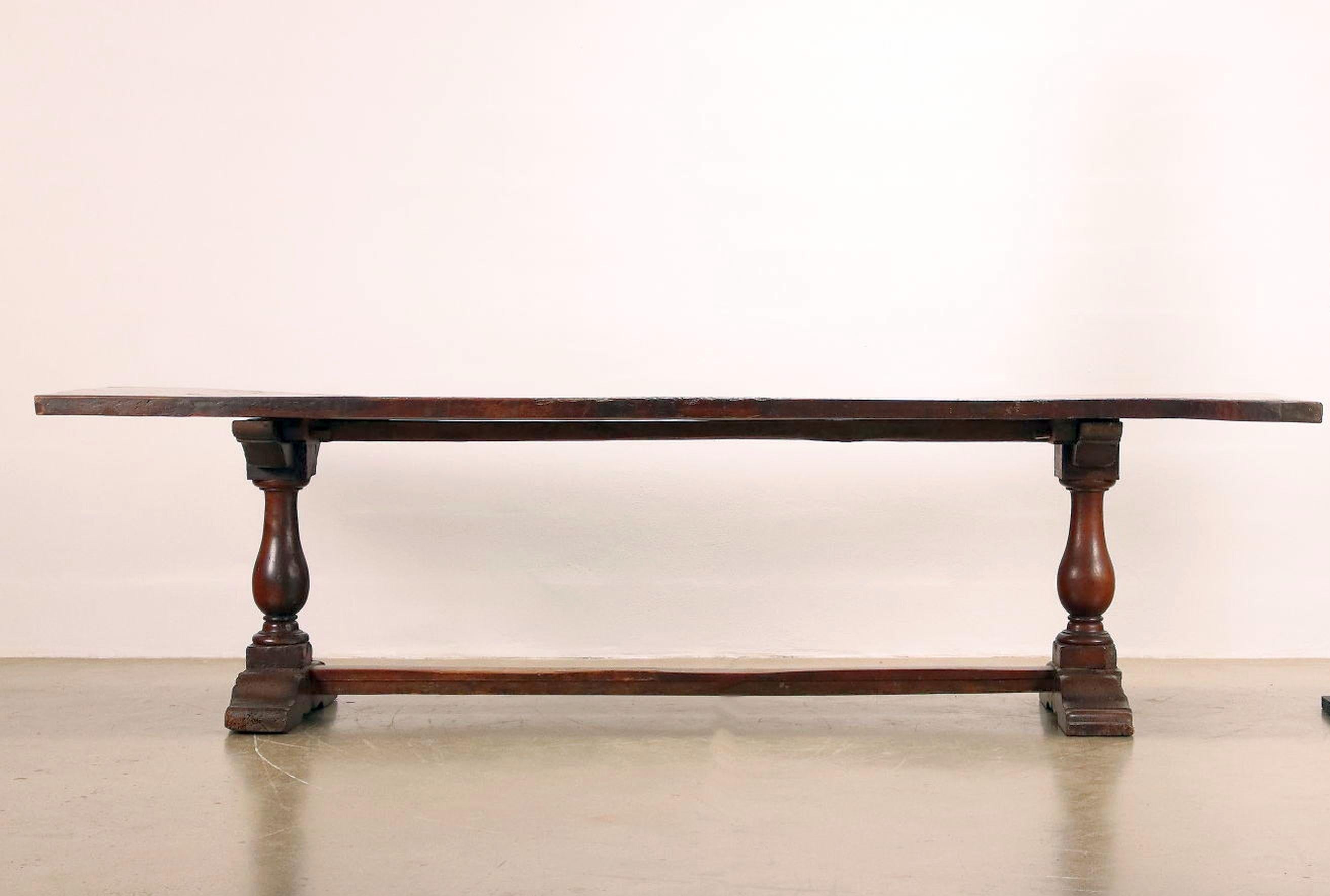 Italian Refectory Table - Circa 1680 For Sale at 1stDibs