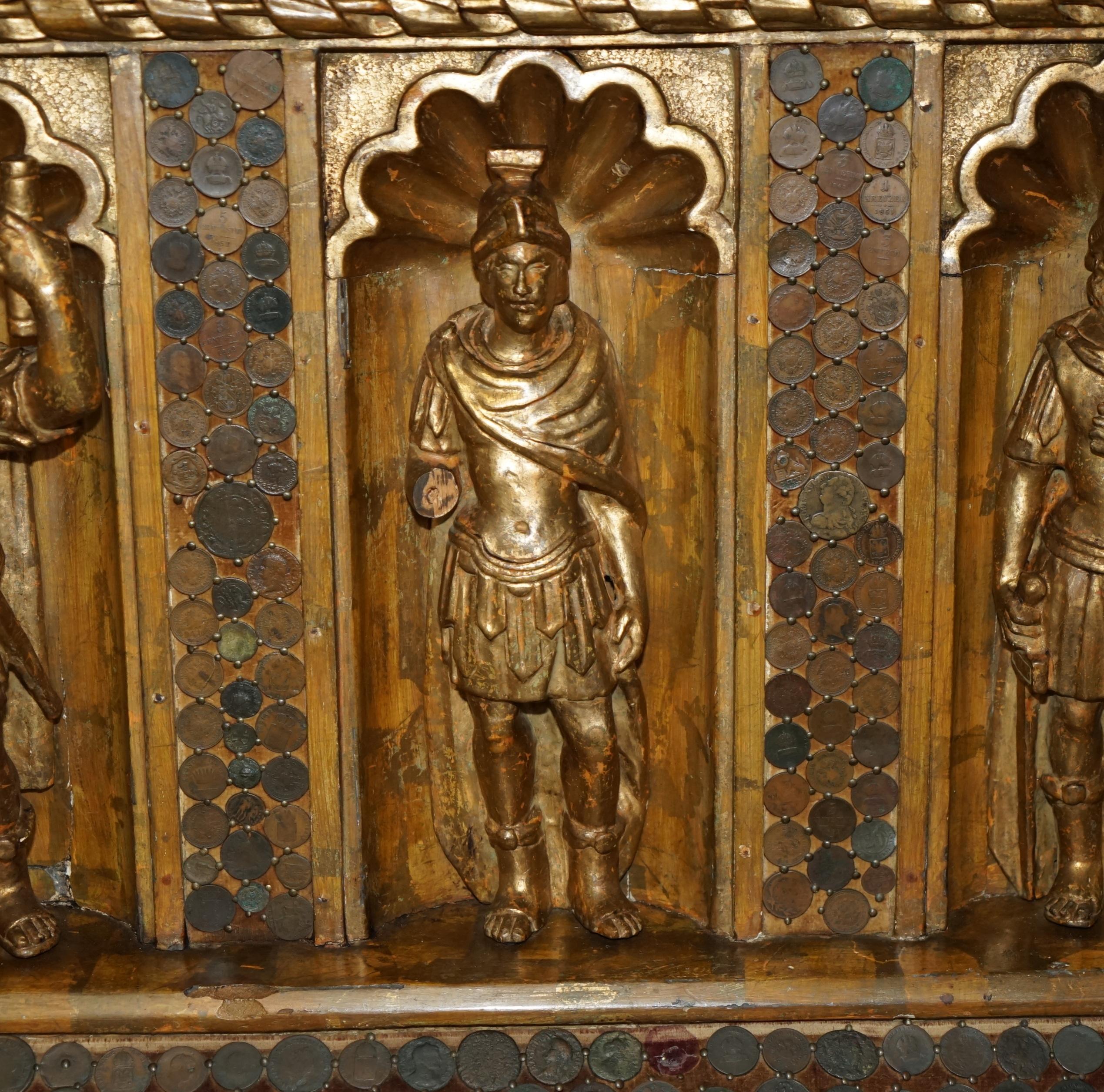 ITALIAN RENAISSANCE 1860 COINED GiLTWOOD CASSONE TRUNK ARMORIAL COAT OF ...