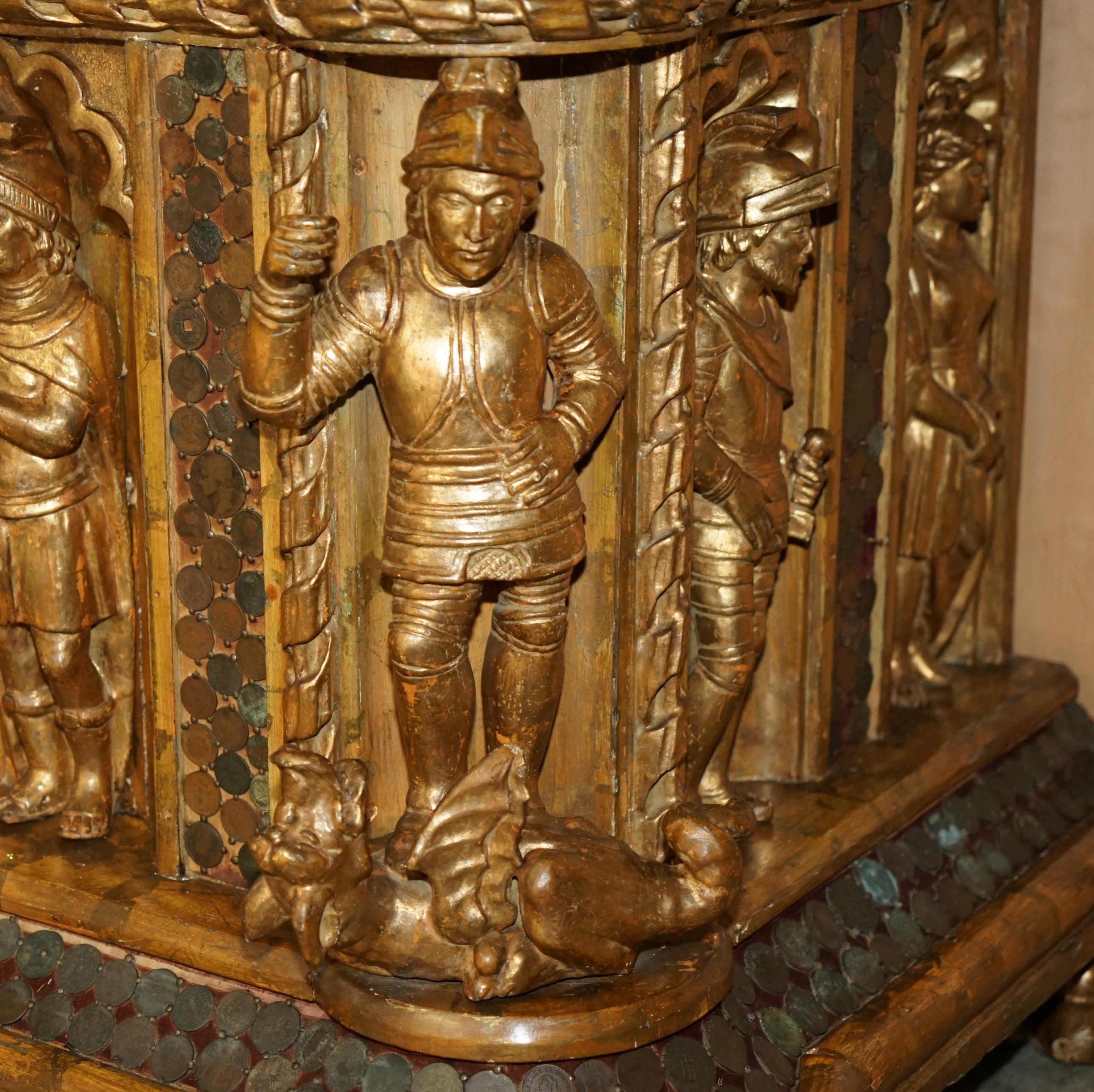 ITALIAN RENAISSANCE 1860 COINED GiLTWOOD CASSONE TRUNK ARMORIAL COAT OF ...