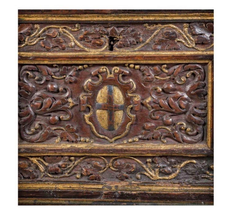 Italian Renaissance Chest Tuscany 17th Century For Sale at 1stDibs