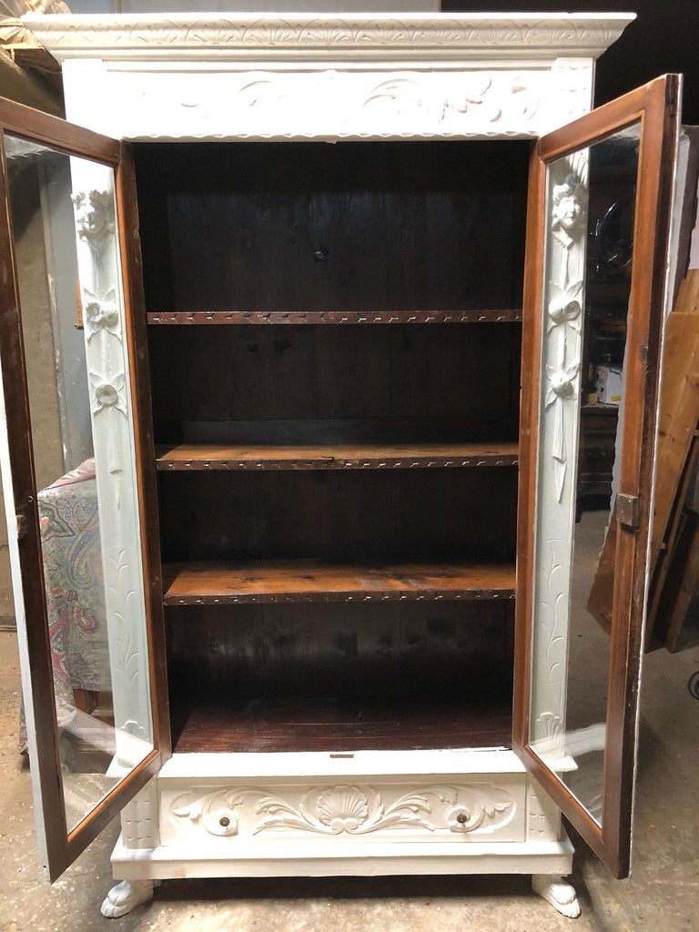 Italian Renaissance Style Display Cabinet Original in Hand-Carved Solid ...