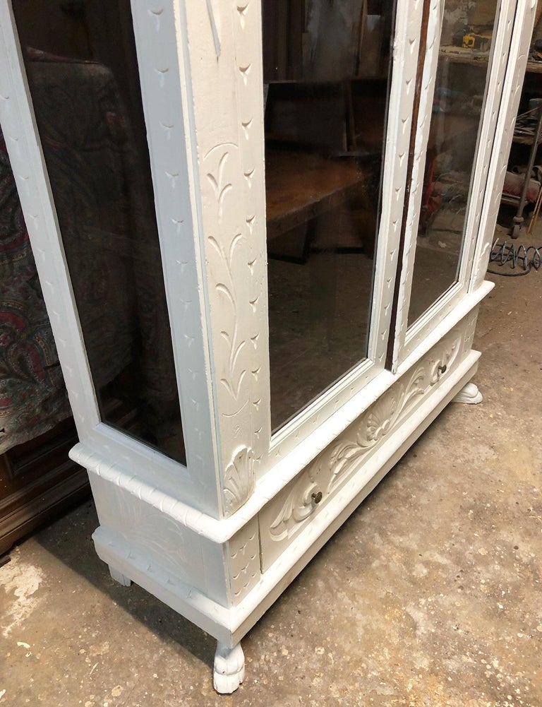 Italian Renaissance Style Display Cabinet Original in Hand-Carved Solid ...