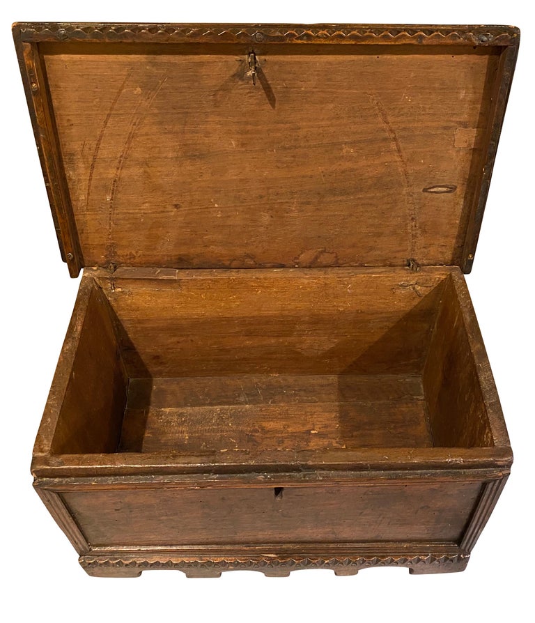 Italian Renaissance Walnut Box For Sale at 1stDibs