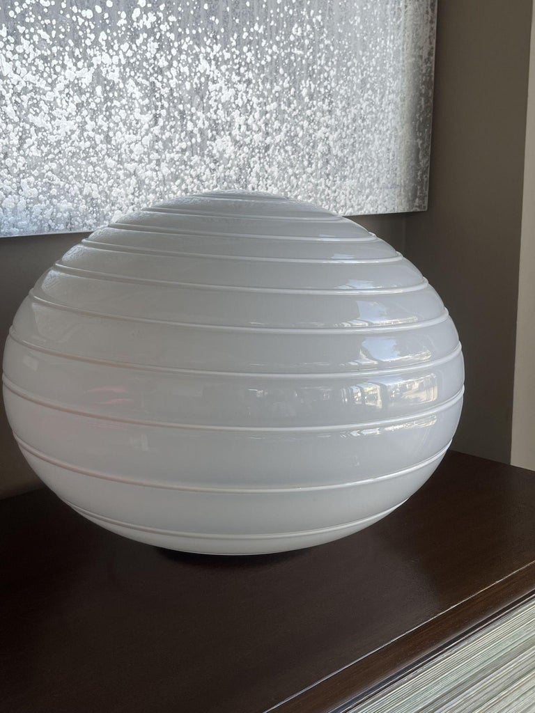 Italian Round Ball Swirl Glass Table Lamp For Sale at 1stDibs