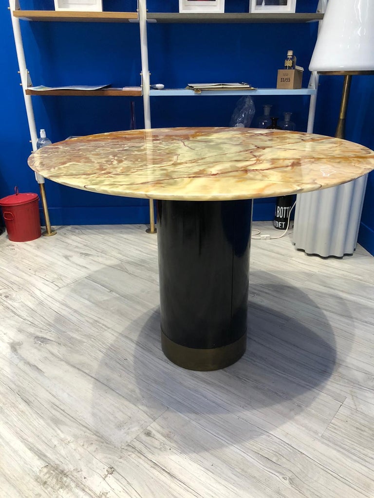 Italian Round Table 1950s Onyx Marble Top Wiith Black Wooden Base and ...