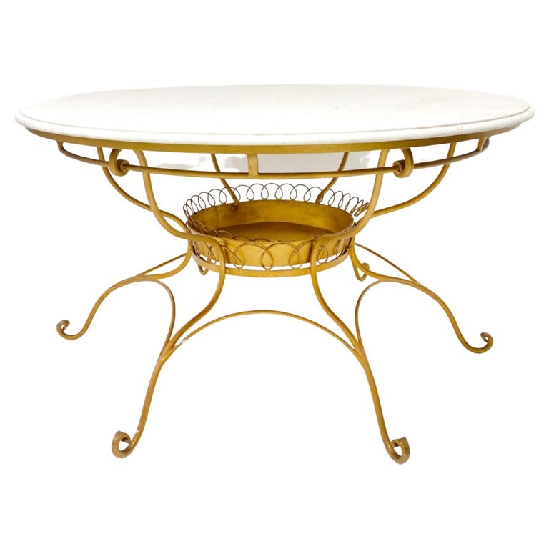 Italian Round Table with White Marble Top, 20th Century For Sale at 1stDibs