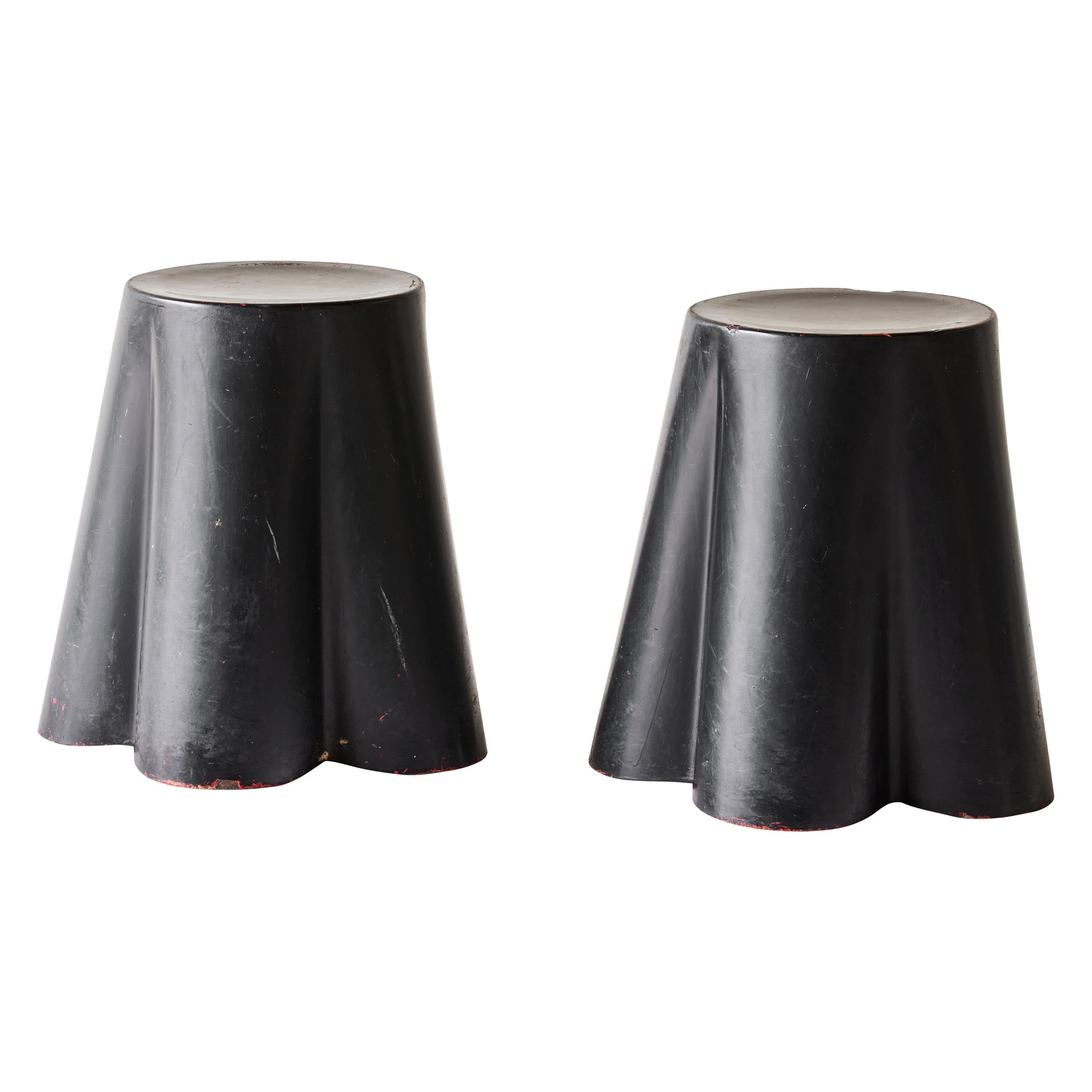 Italian Scallop Stool at 1stDibs