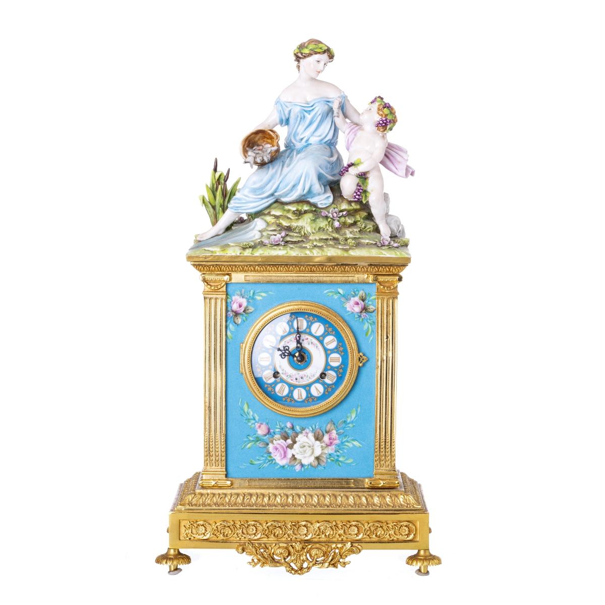 Italian Table Clock 20th Century in Capodimonte Porcelain by Tiche For ...