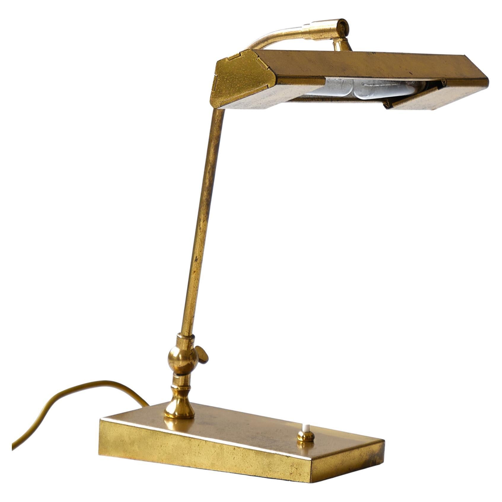 Precious alabaster table lamp from the 1950s at 1stDibs