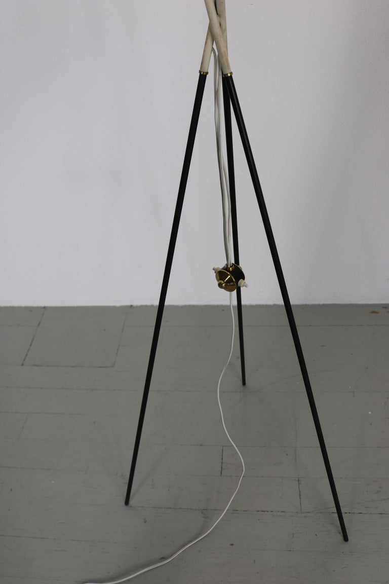 Italian Three-legged Stillux Floor lamp from the 50s. For Sale at 1stDibs