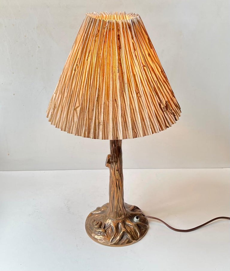 Italian Tree Trunk Shaped Table Lamp in Bronze and Grass, 1940s Fairy ...