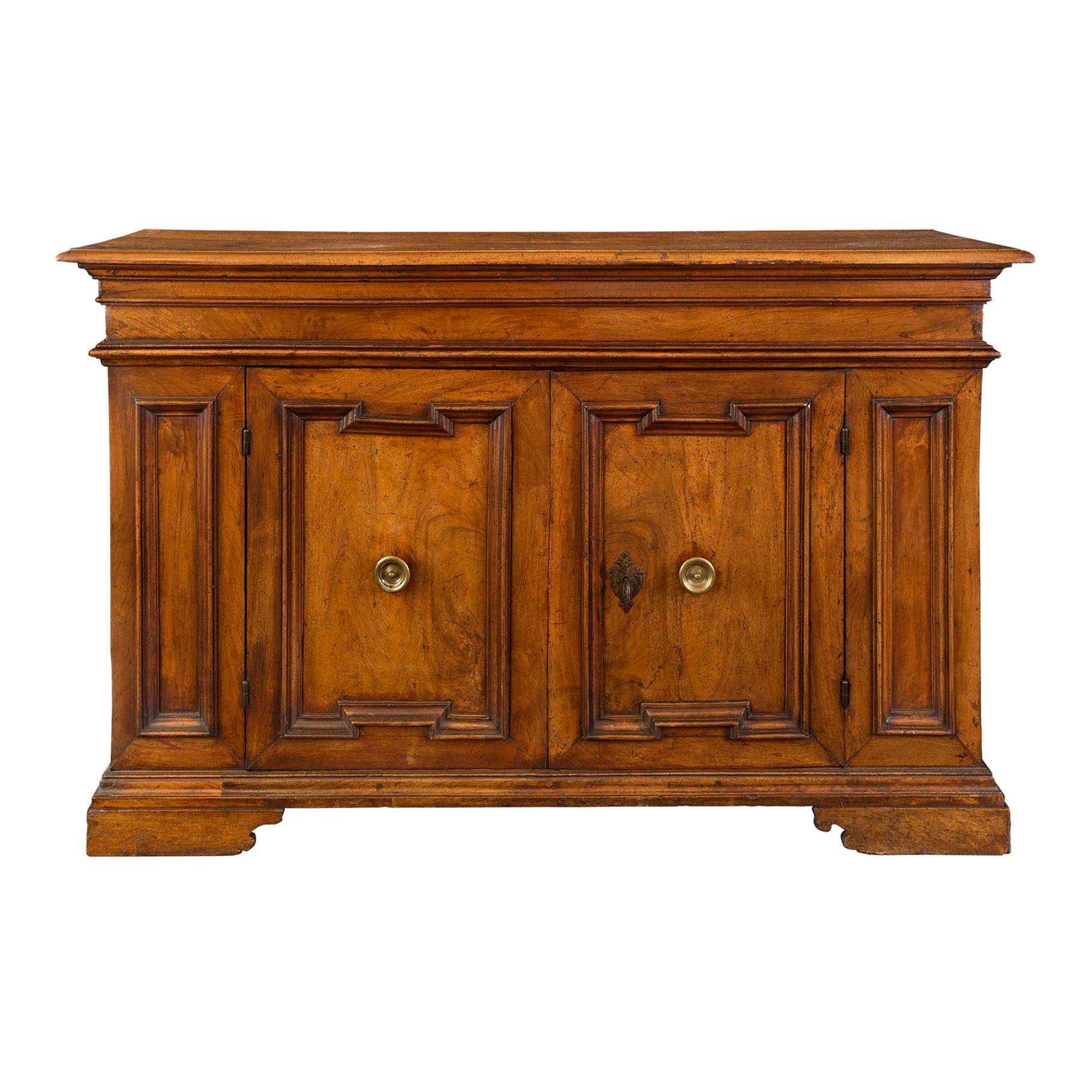 18th Century Tuscan Two-Door Buffet For Sale at 1stDibs