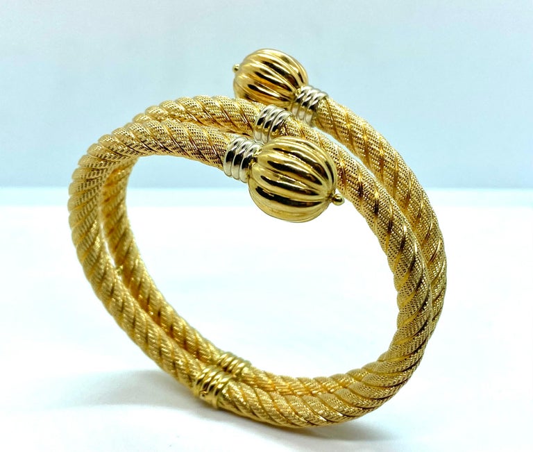 Italian UNOAERRE classical Roman style bangle For Sale at 1stDibs