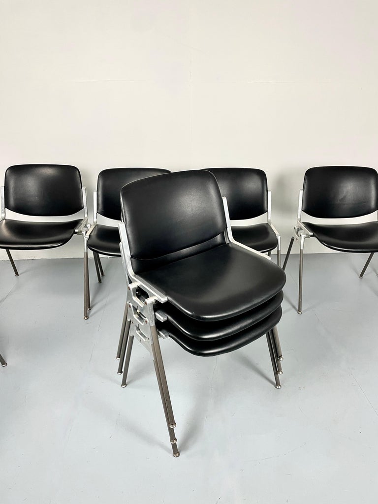 Italian Vintage Anonima Castelli 106 DSC Stacking Chairs Giancarlo ...