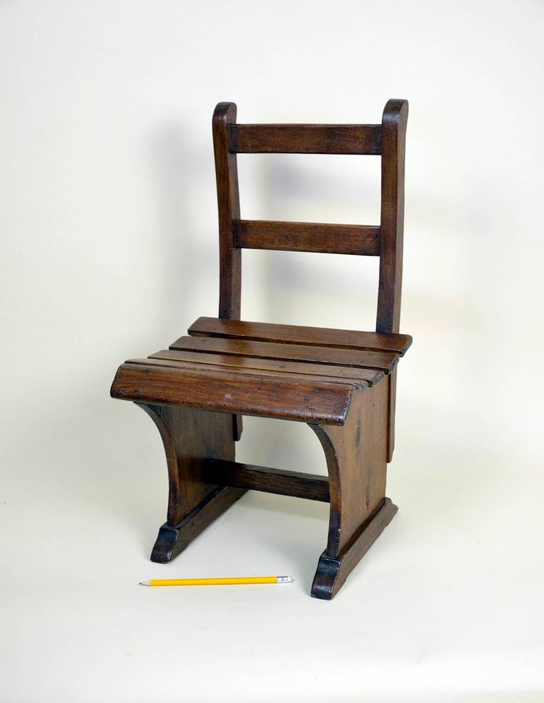 Italian Vintage Wooden Children's Chair from Maternal School, 1950s For ...