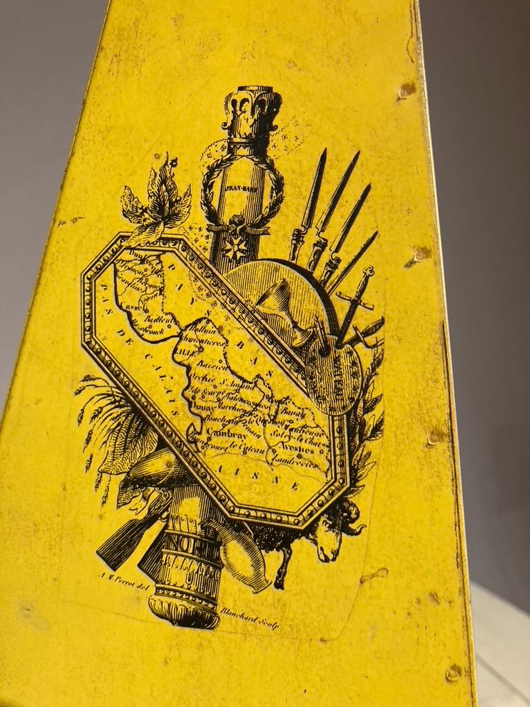Italian Yellow Tole Obelisk Urn With Paw Feet For Sale at 1stDibs