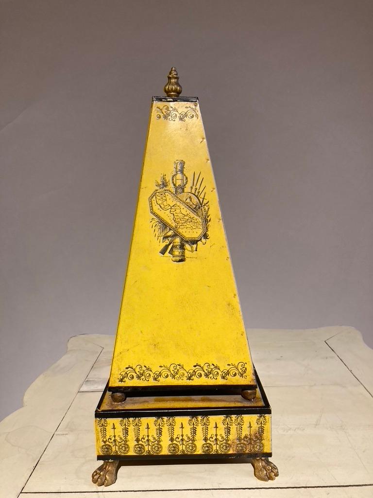 Italian Yellow Tole Obelisk Urn With Paw Feet For Sale at 1stDibs