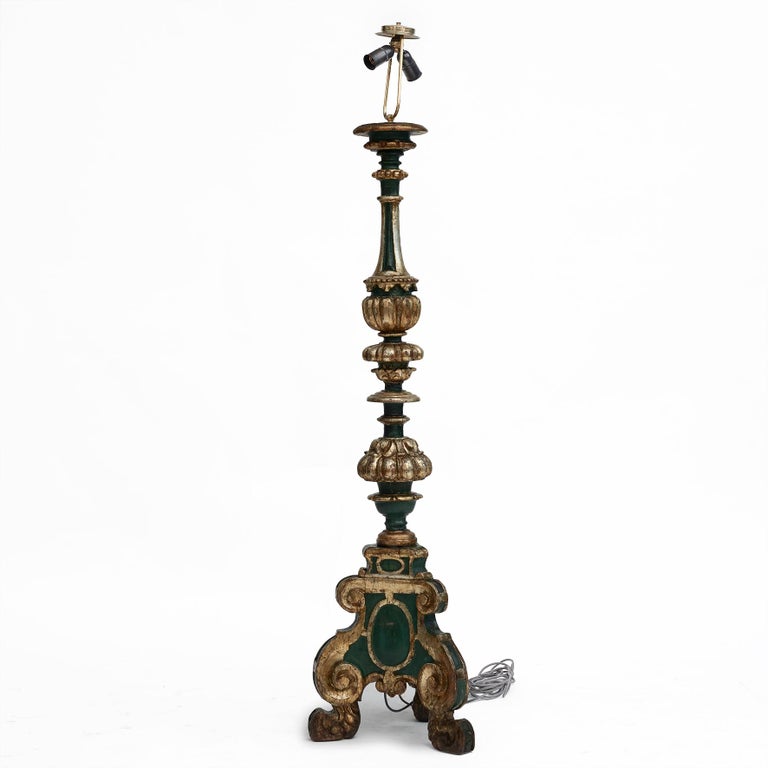 Italien Baroque Period Torchière Floor Lamp For Sale at 1stDibs