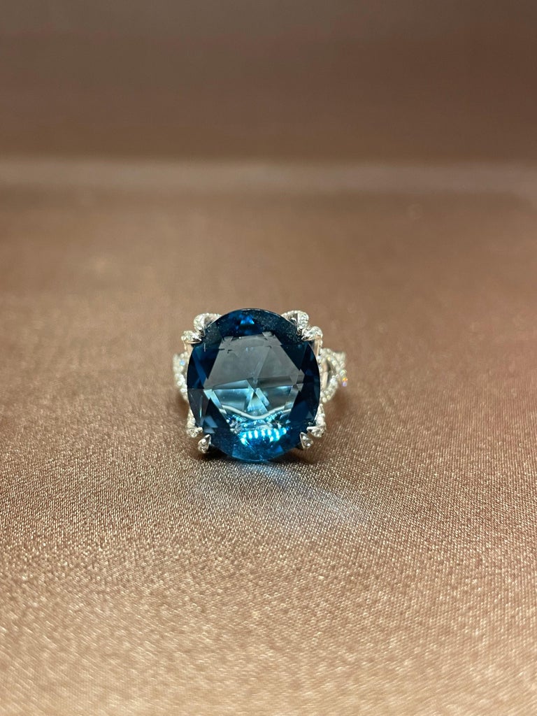 Ivanka Trump London Blue Topaz Aberdeen Ring 18k White Gold 0.90 Cts ...