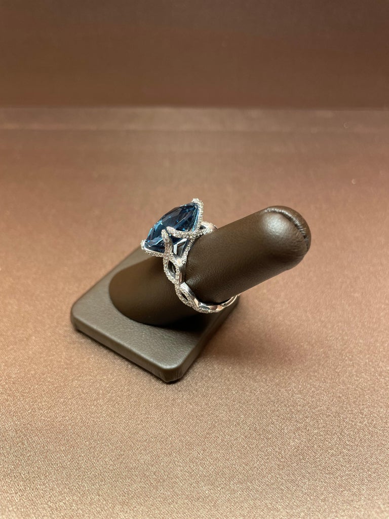 Ivanka Trump London Blue Topaz Aberdeen Ring 18k White Gold 0.90 Cts ...
