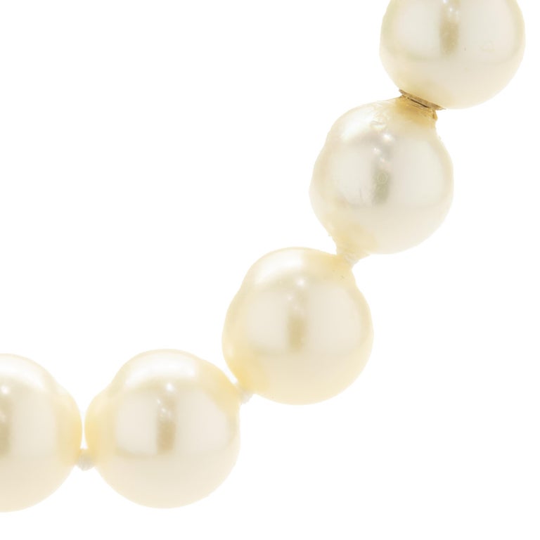 Ivory Convertible Opera Length Pearl Necklace For Sale at 1stDibs