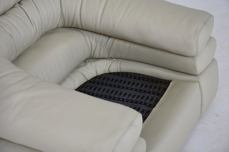 Ivory Leather Mid-Century Modern Straccio Lounge Chairs by Zanotta ...