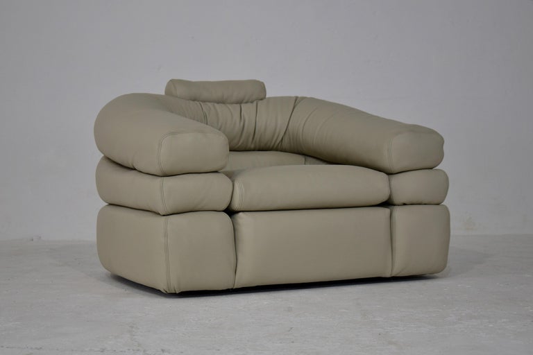 Ivory Leather Mid-Century Modern Straccio Lounge Chairs by Zanotta ...