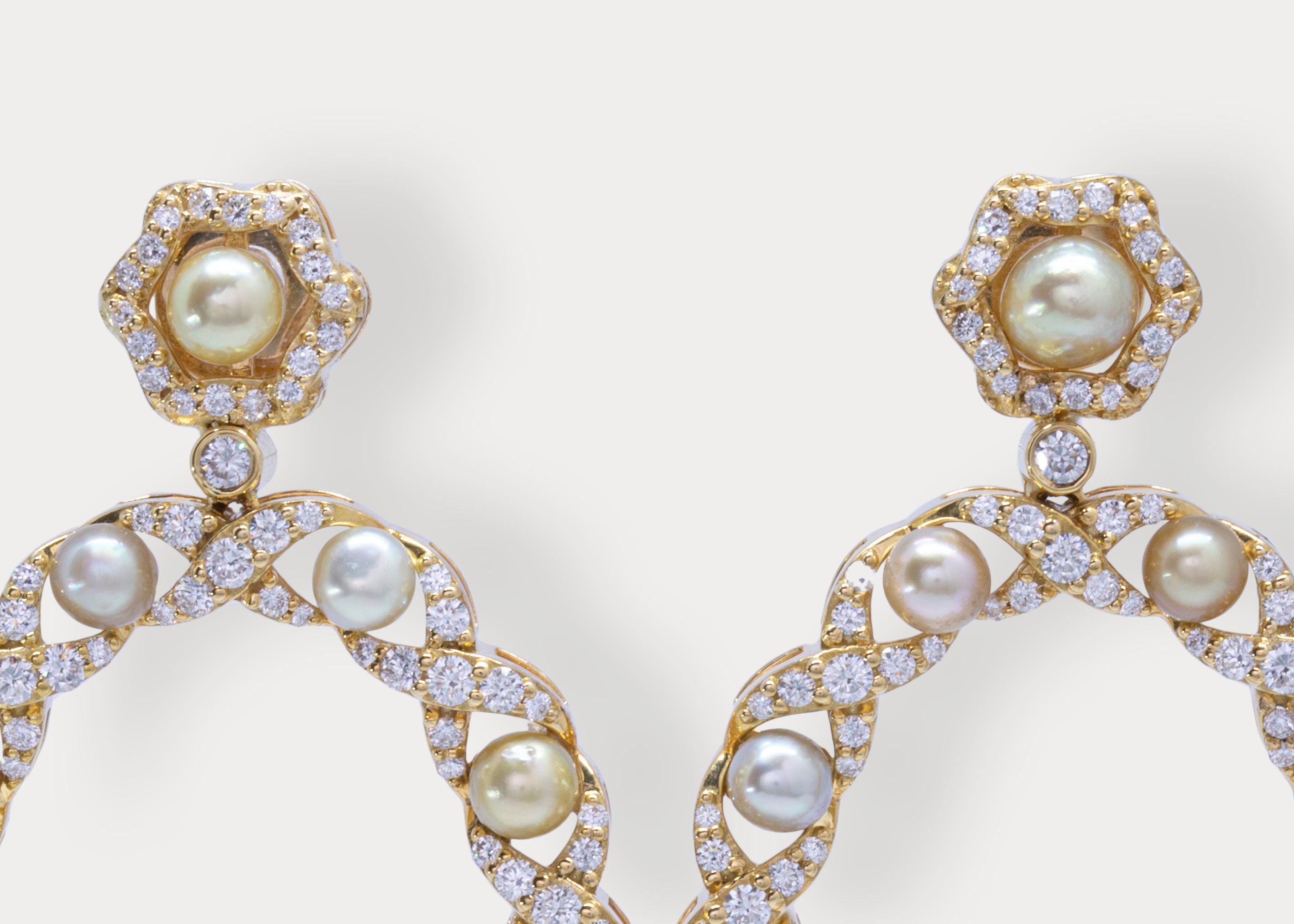 Certified Bahraini Natural Pearls with Diamonds and Ruby 18k Yellow ...