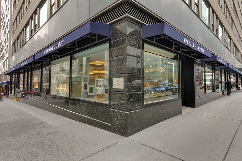 Macklowe Gallery Jewelry - New York, NY 10022 - 1stDibs