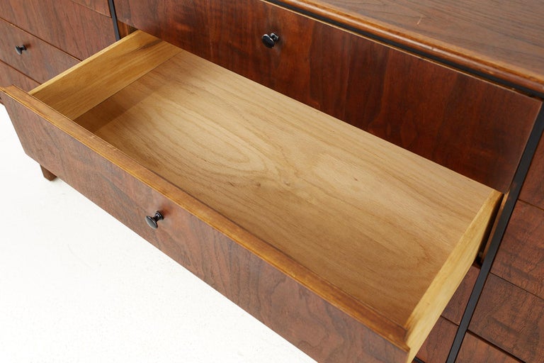 Jack Cartwright for Founders Mid Century 12 Drawer Lowboy Dresser at ...