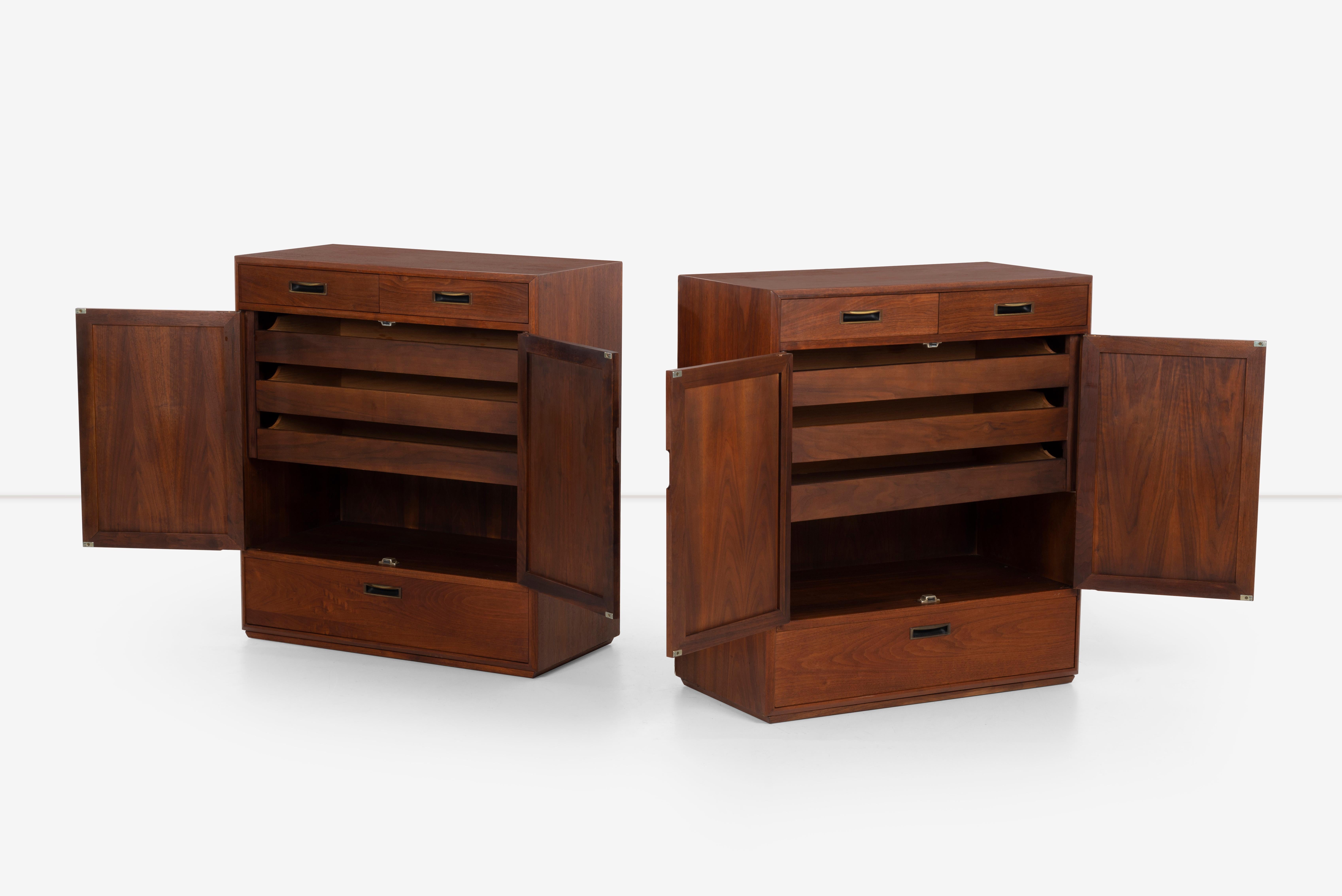 Jack Cartwright for Founders Pair of Dressers For Sale at 1stDibs