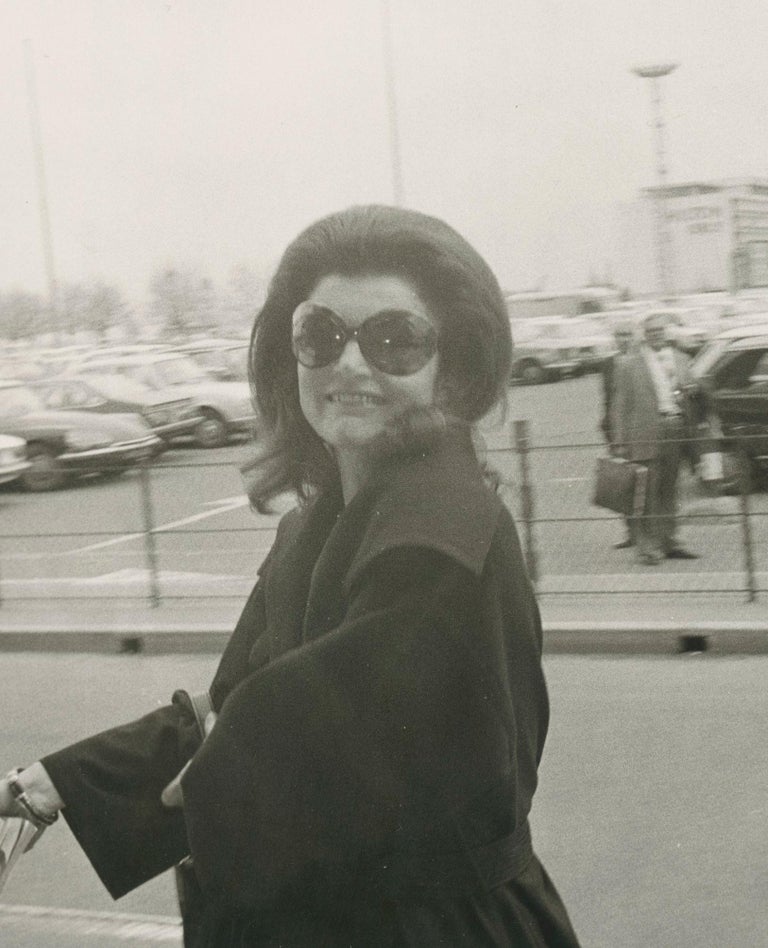 Jacques Alexandre - Jacky Kennedy Onassis, noir et blanc, Paris, années ...