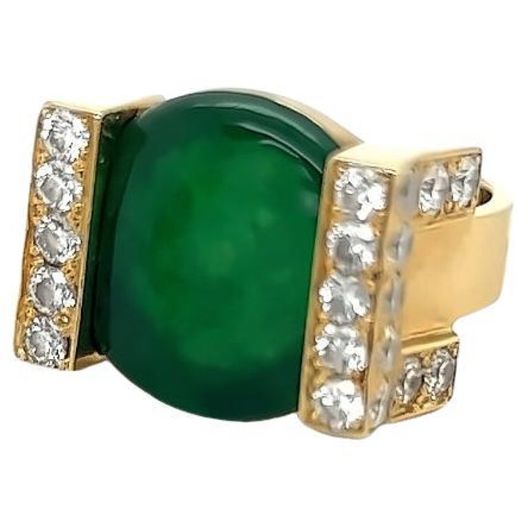 Jade And Diamonds in 18k Yellow Gold Cocktail Ring For Sale at 1stDibs