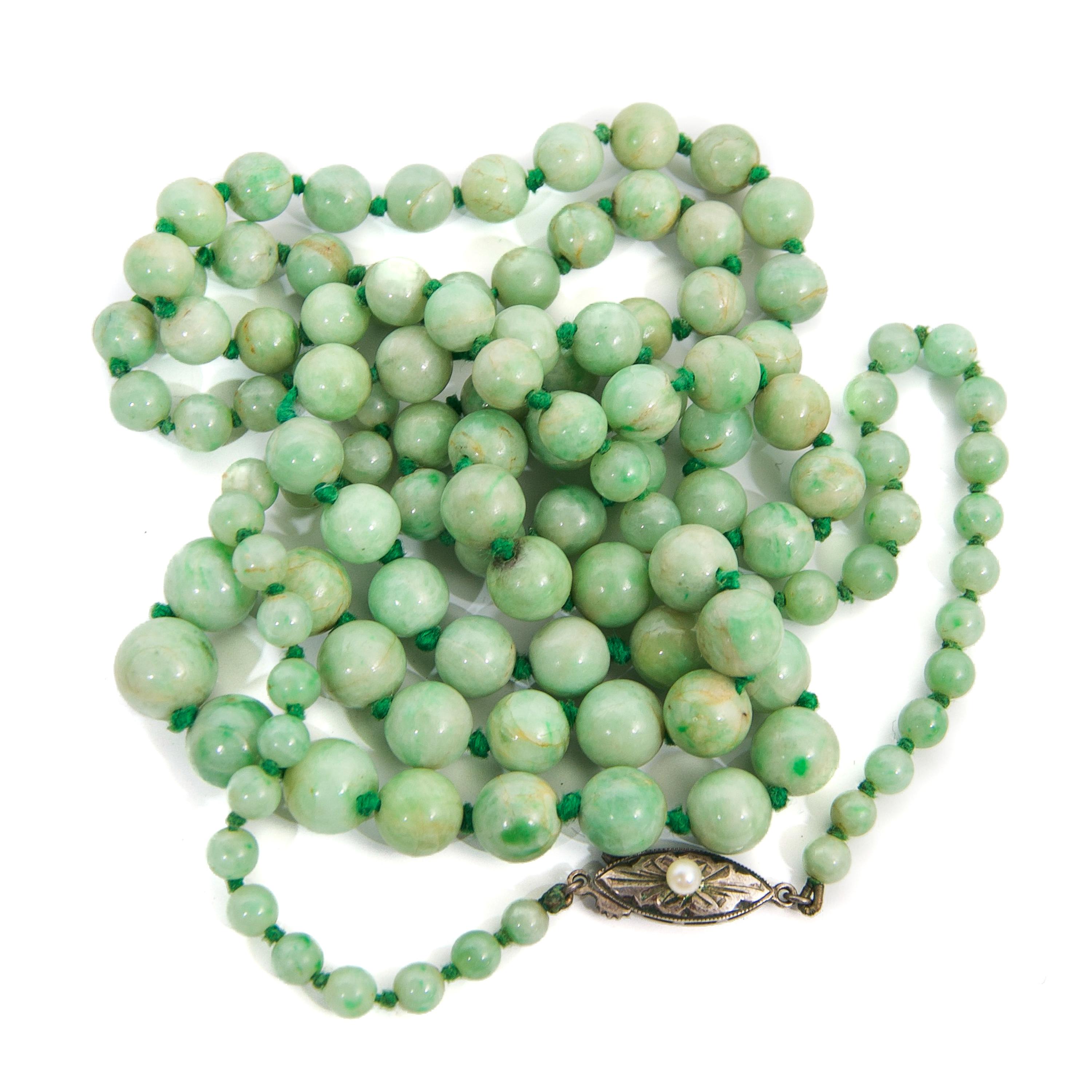 Jadeite Jade and Pearl Beaded Necklace For Sale at 1stDibs