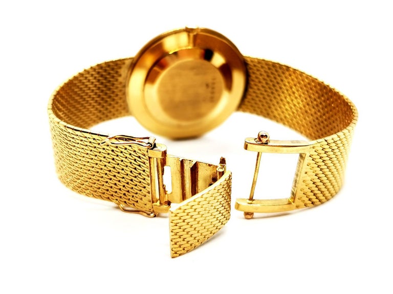 Jaeger Le Coultre Watch Yellow Gold For Sale at 1stDibs