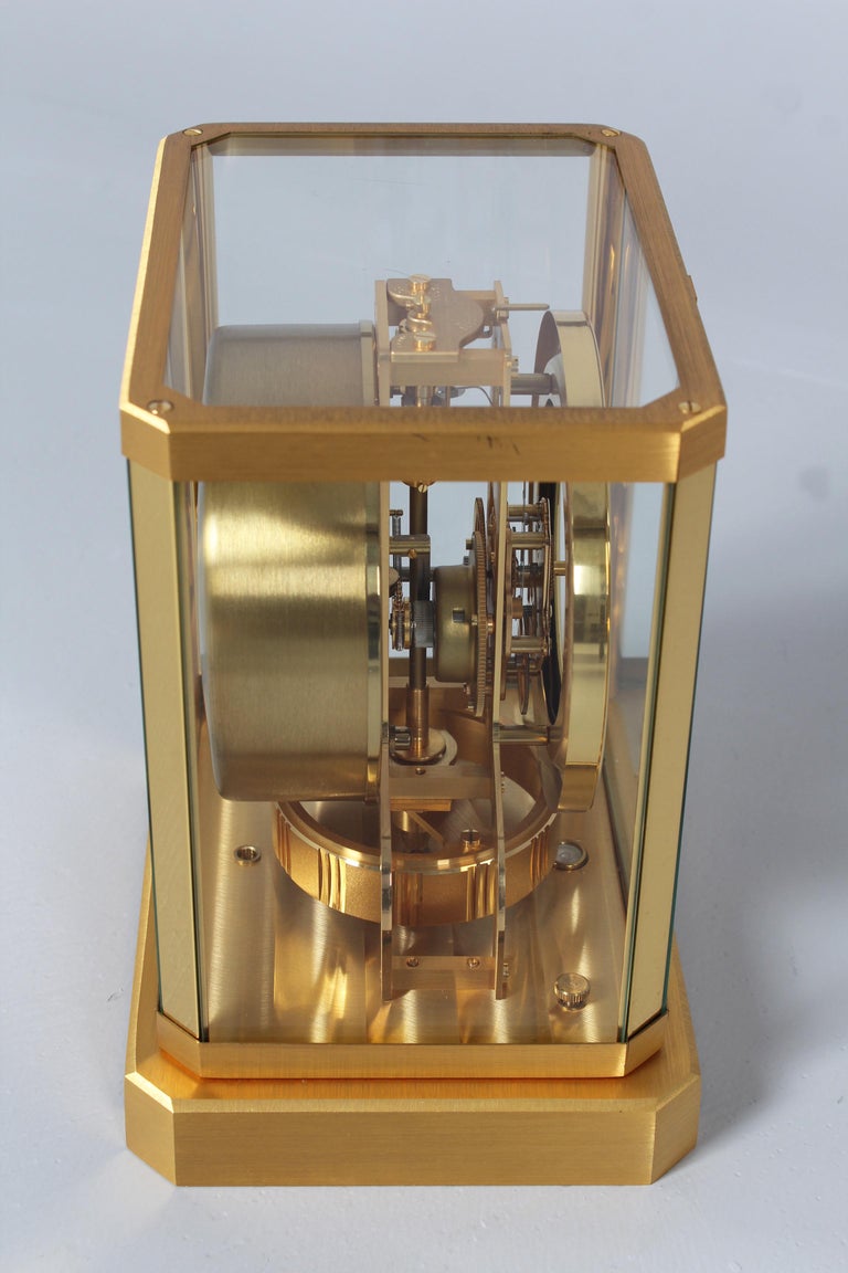 Jaeger LeCoultre, Atmos Clock, Ref. 5909, Built in 1977 For Sale at ...
