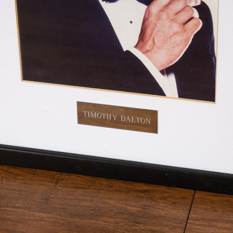 Signatures de James Bond 007 - Connery, Lazenby, Moore, Dalton, Brosnan ...