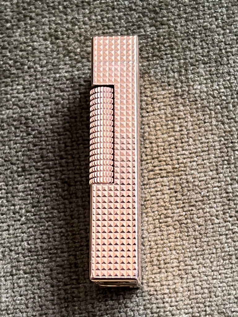 “James Bond” Lighter of Choice, Dunhill Diamond Pattern Gold Plated ...
