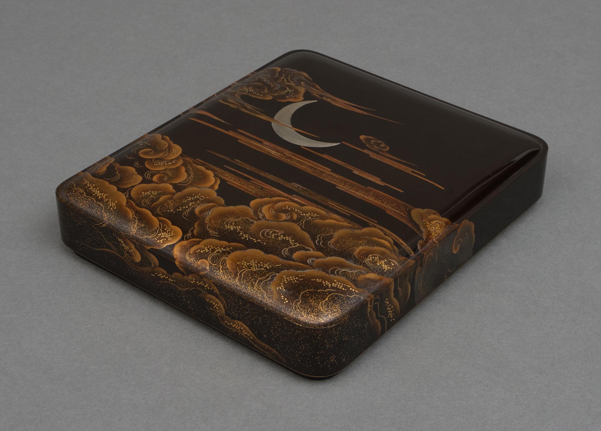 Japanese 5-piece lacquer stationary set with a design of the sun, moon ...