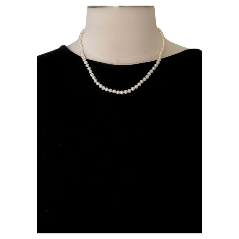 Japanese Akoya Fine Cultured Pearl Necklace For Sale at 1stDibs