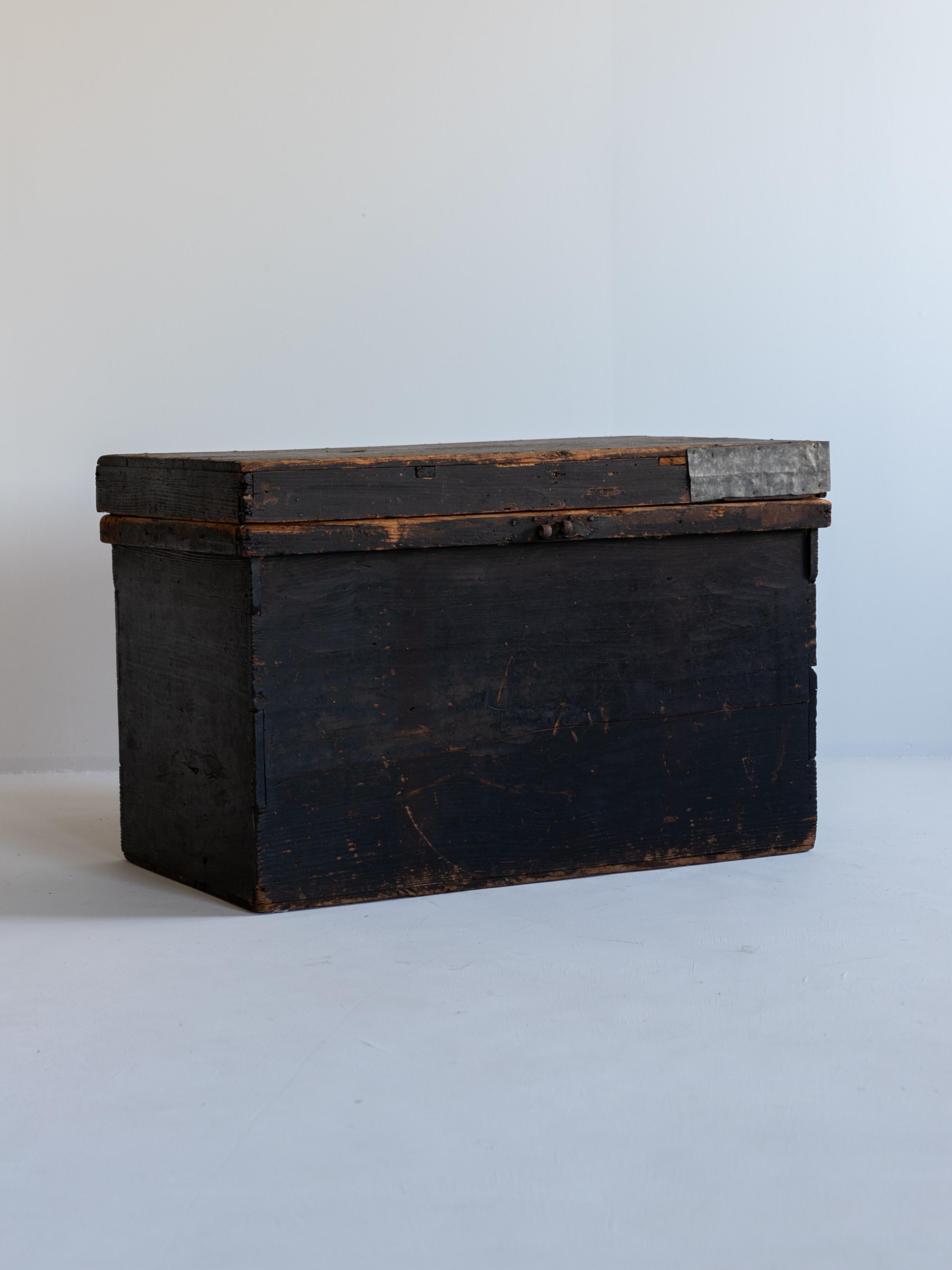Japanese Antique Black Wooden Box 1860s-1900s / Sofa Table Tansu Wabi ...